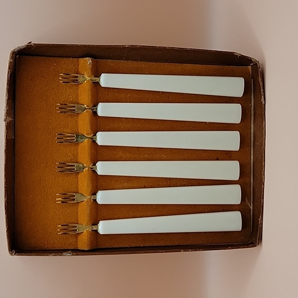 Vintage | Kitchen | Mcm Cocktail Forks | Poshmark